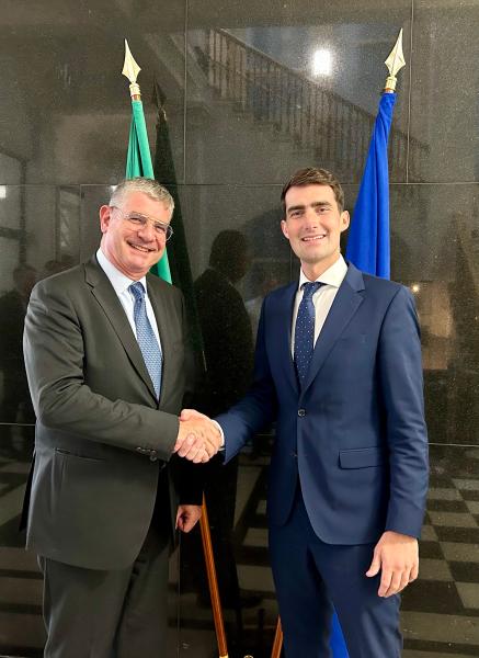 Ireland: Minister Chambers and EIB Vice President discuss Irish ...