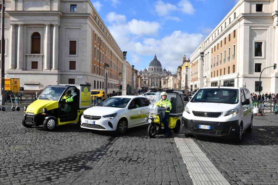 Poste Italiane taglia le emissioni di CO2 grazie a una flotta di ...
