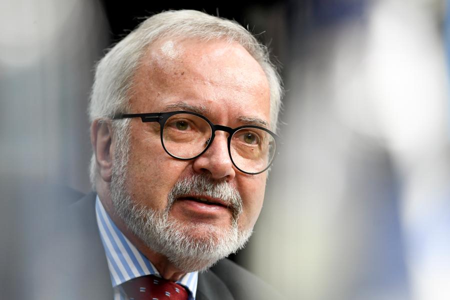 Climate Week: EIB President Hoyer says it’s time to deliver