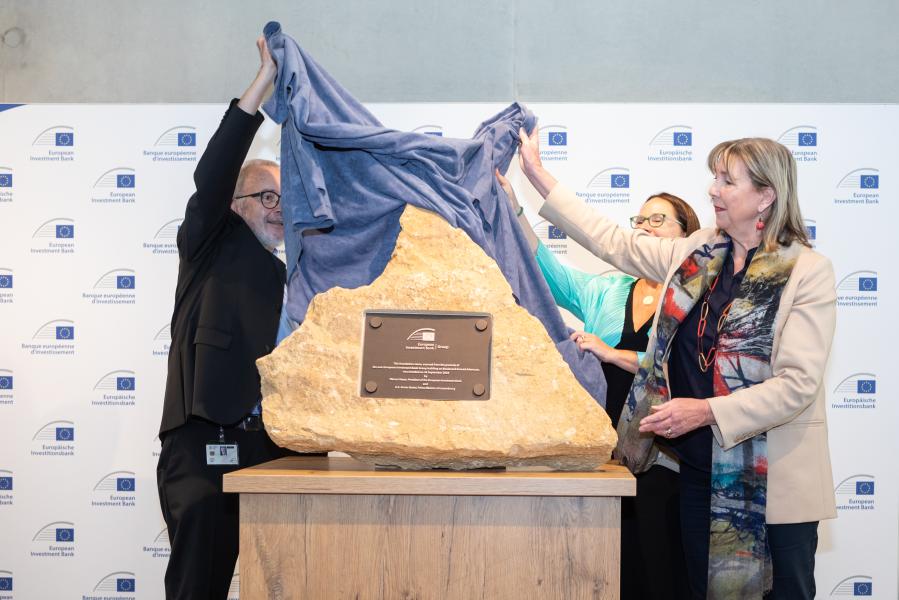 EIB unveils foundation stone of its new building in Luxembourg
