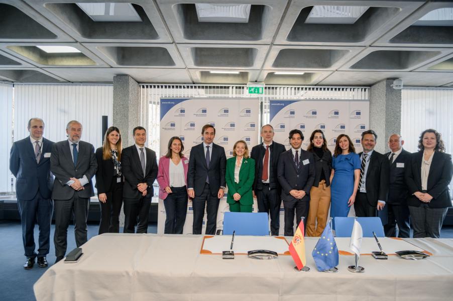 Spain: EIB and CBNK launch pioneering initiative to support women ...