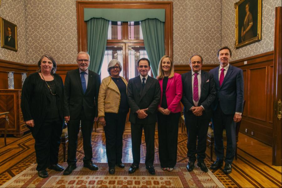 EIB President and Vice President visit Mexico to strengthen cooperation ...